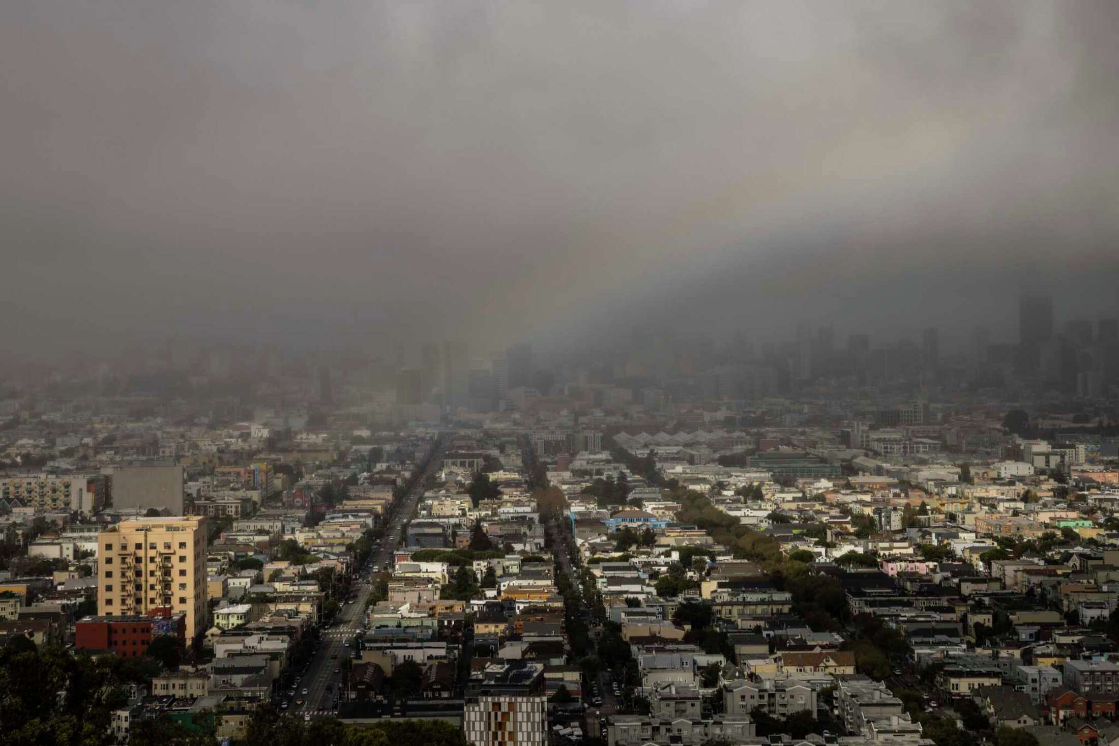 Atmospheric rivers hitting California will become even more intense ...