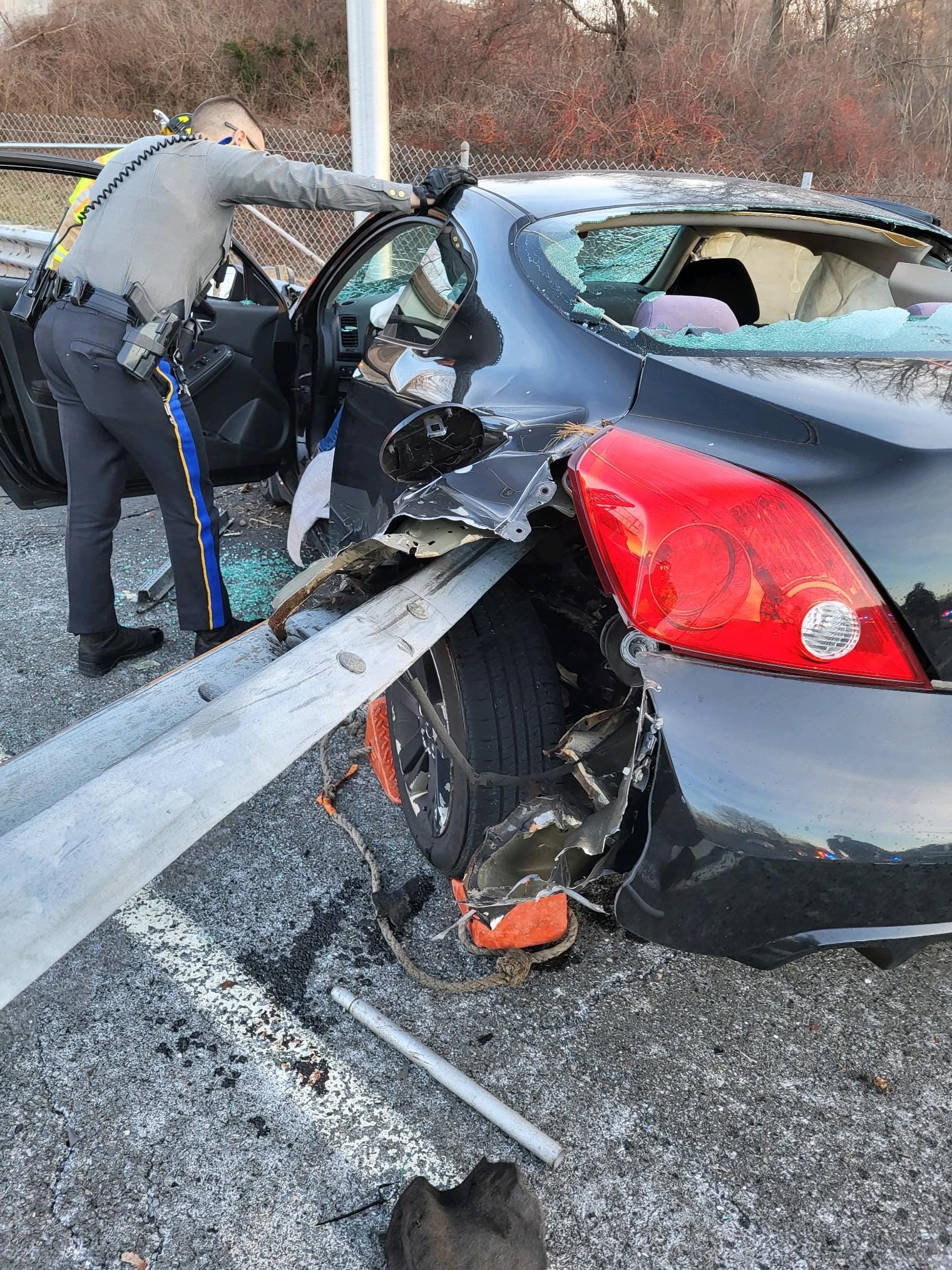 Guardrail 'impales' car on I-384, causing minor injuries