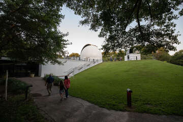 A local's guide to visiting Houston's George Observatory