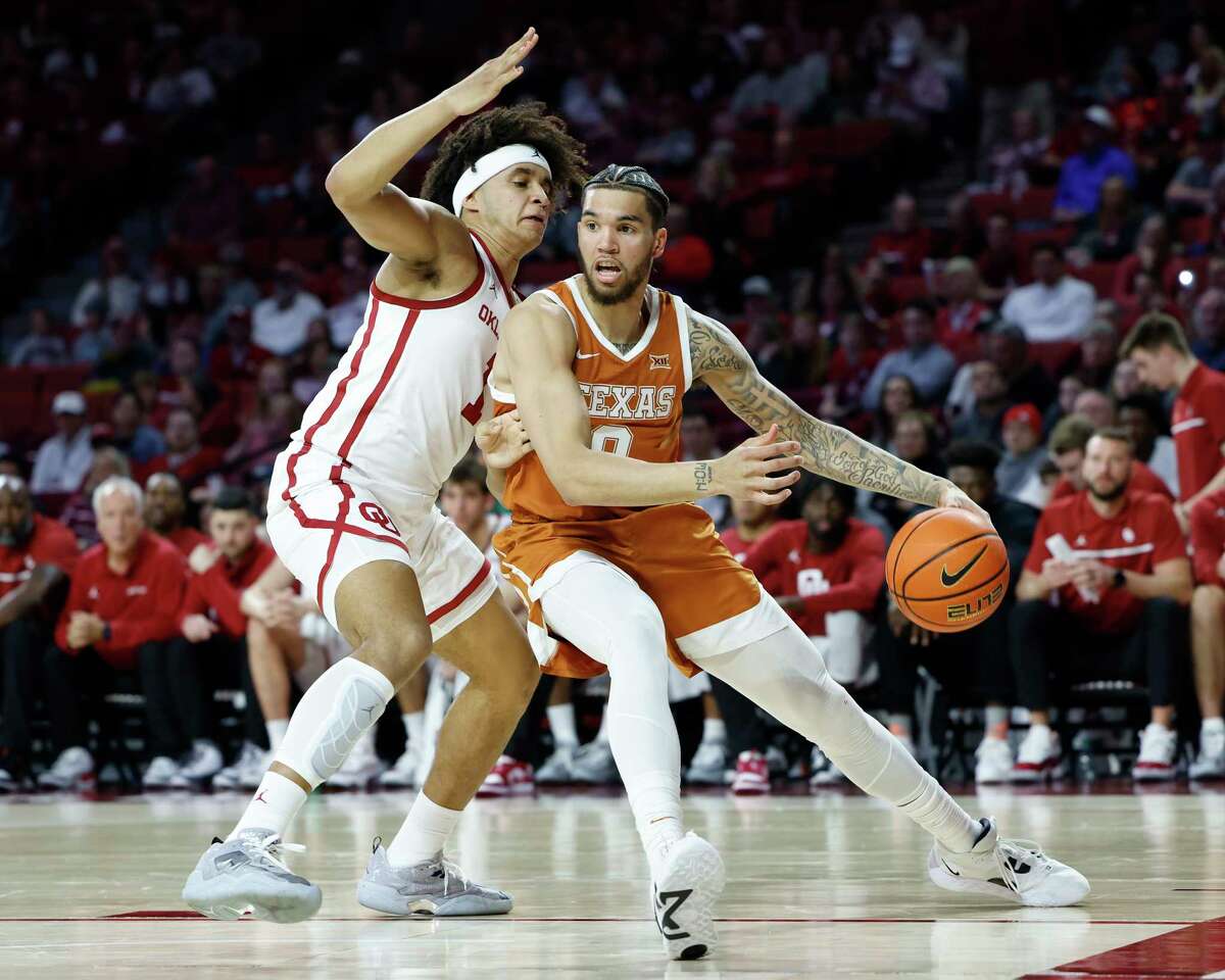 No. 6 Texas Longhorns open Big 12 play with win at Oklahoma