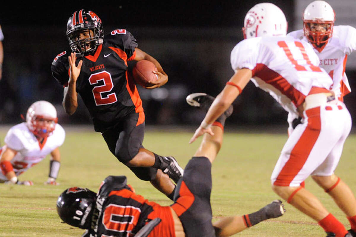 Kirbyville defeats Bridge City 51-31