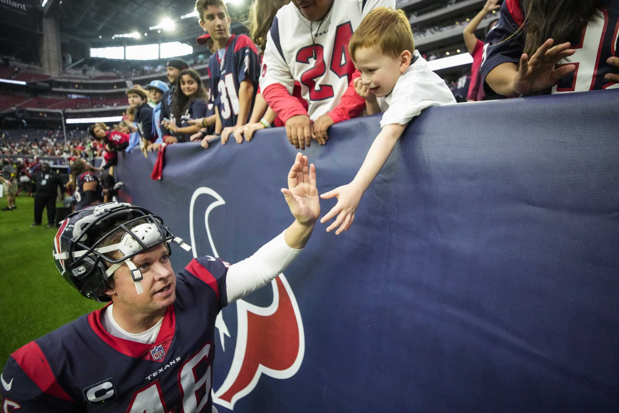 Walter Payton Man of Year Award: Jon Weeks is Houston Texans' nominee