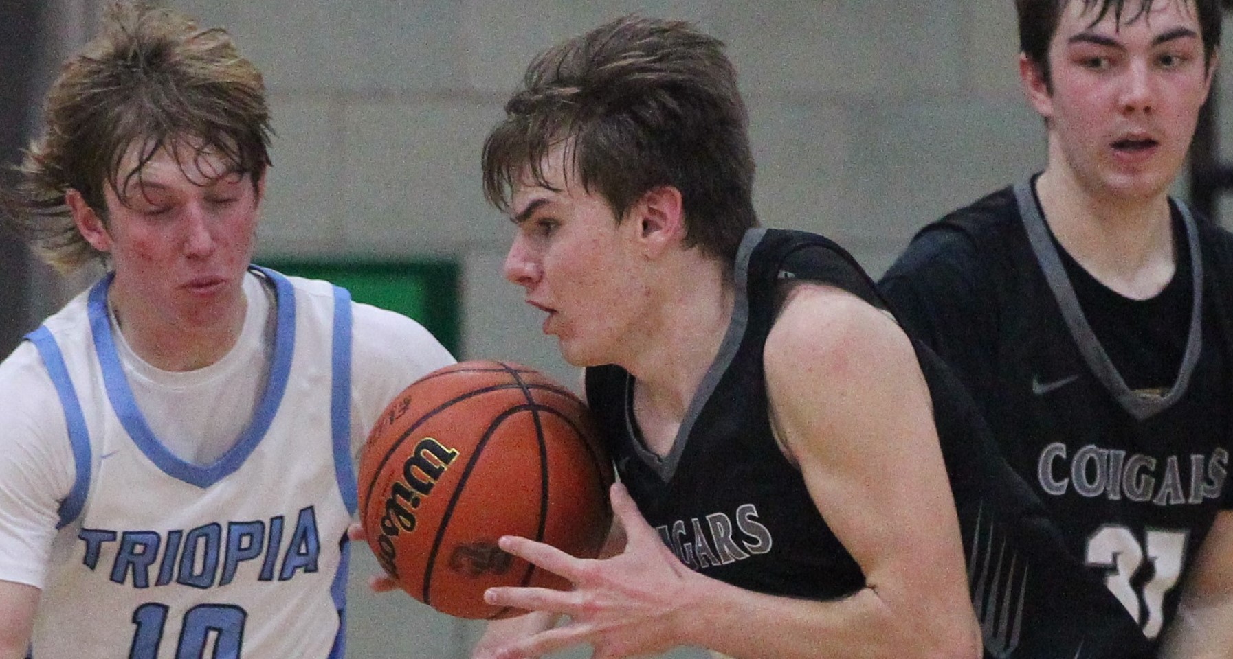 West Central's Zack Evans scores 1,000th career point in win over Triopia