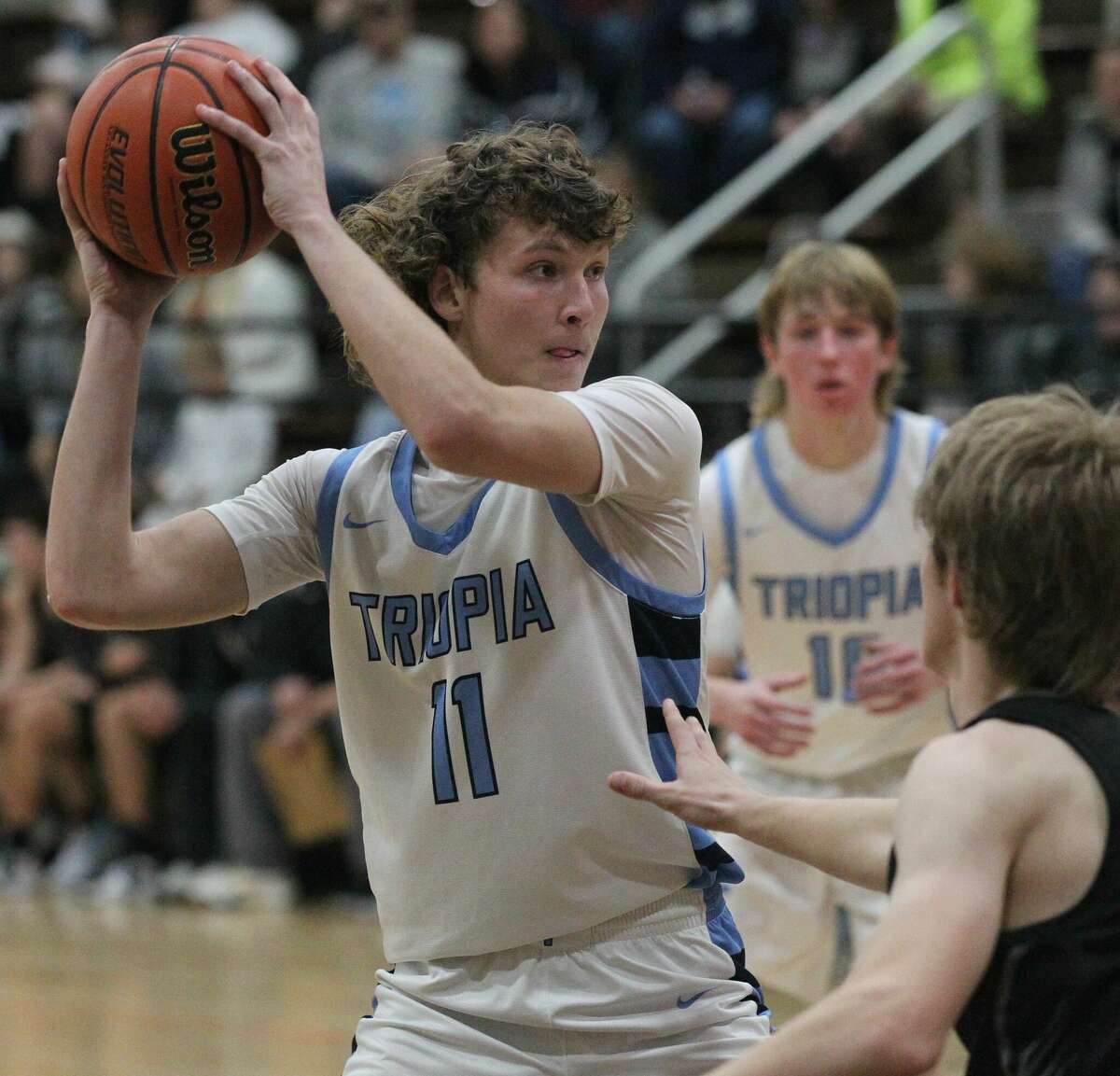 West Central's Zack Evans scores 1,000th career point in win over Triopia