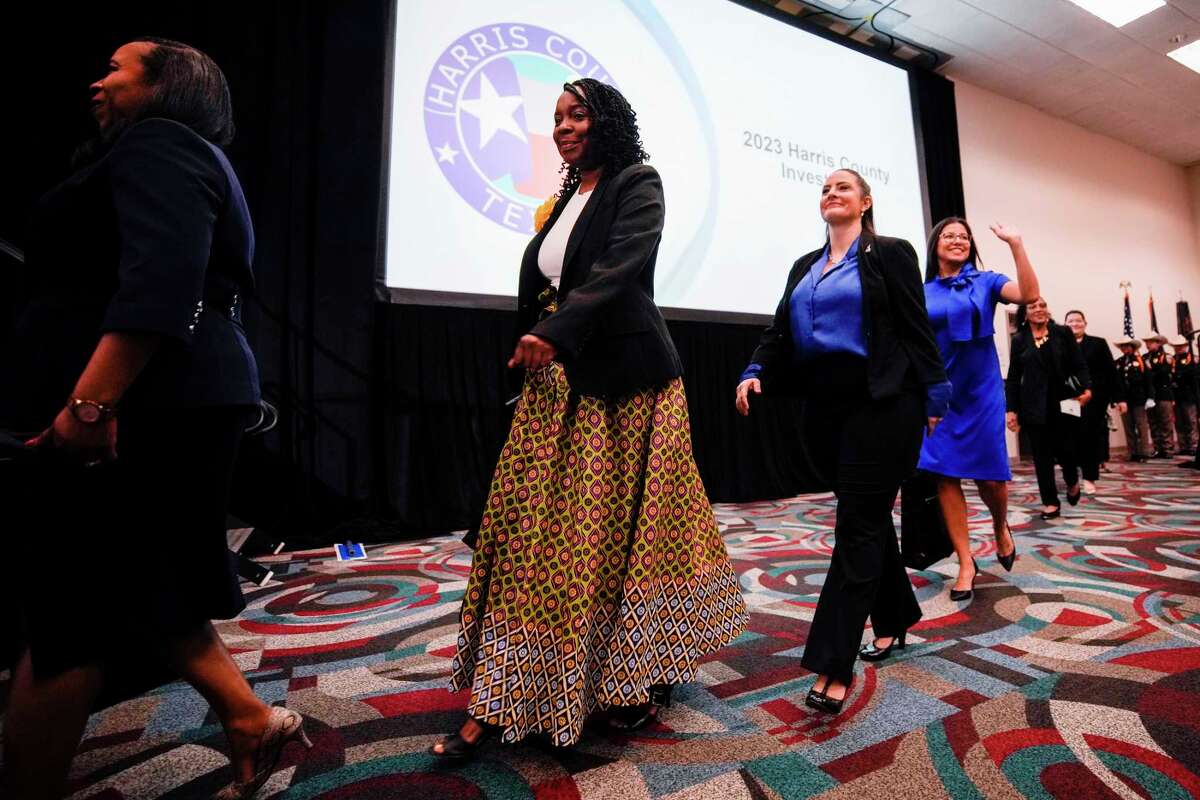 County Judge Lina Hidalgo calls for unity during swearing-in ceremony