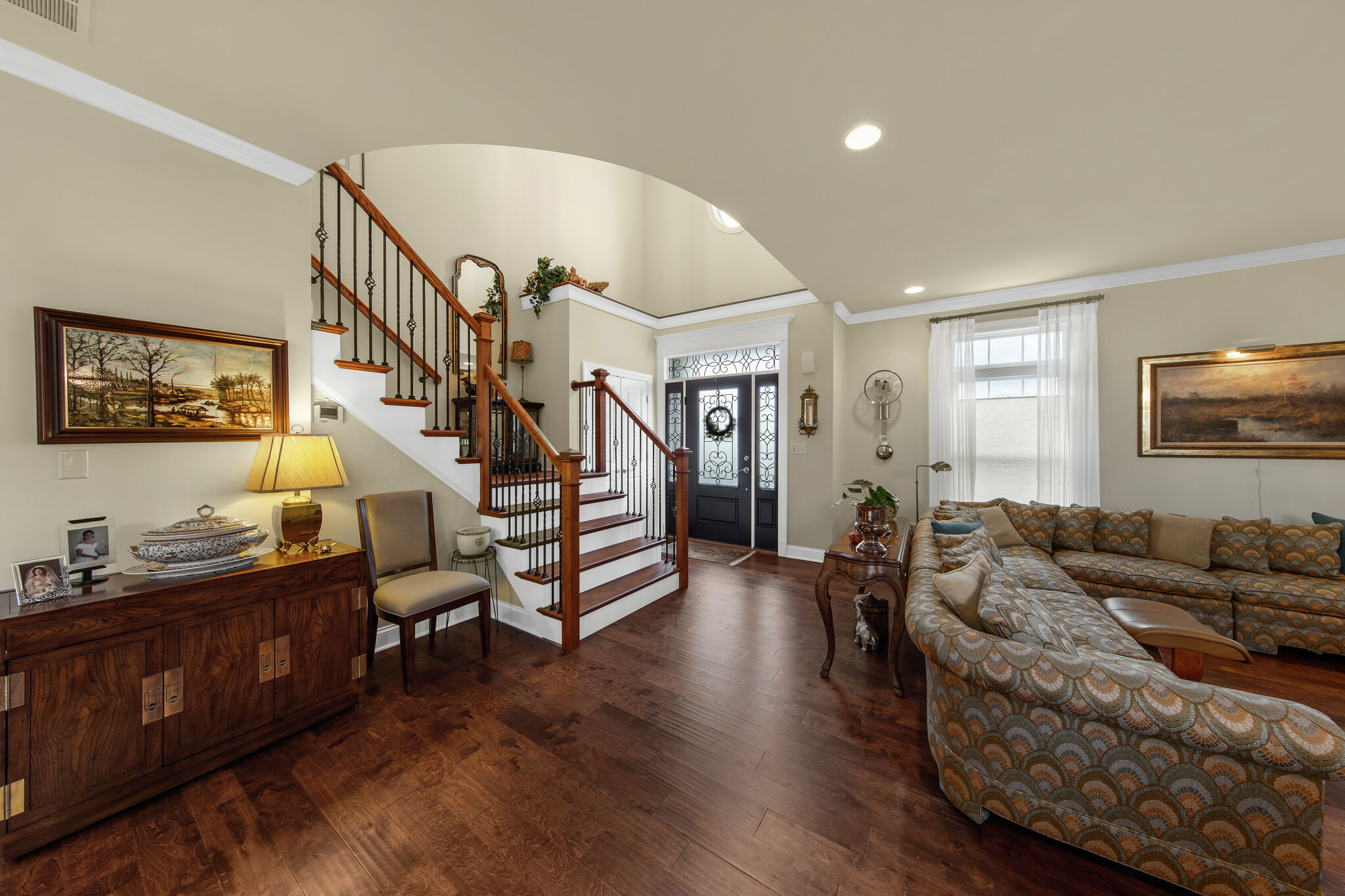 Latham town house with three bedrooms listed for less than $600,000