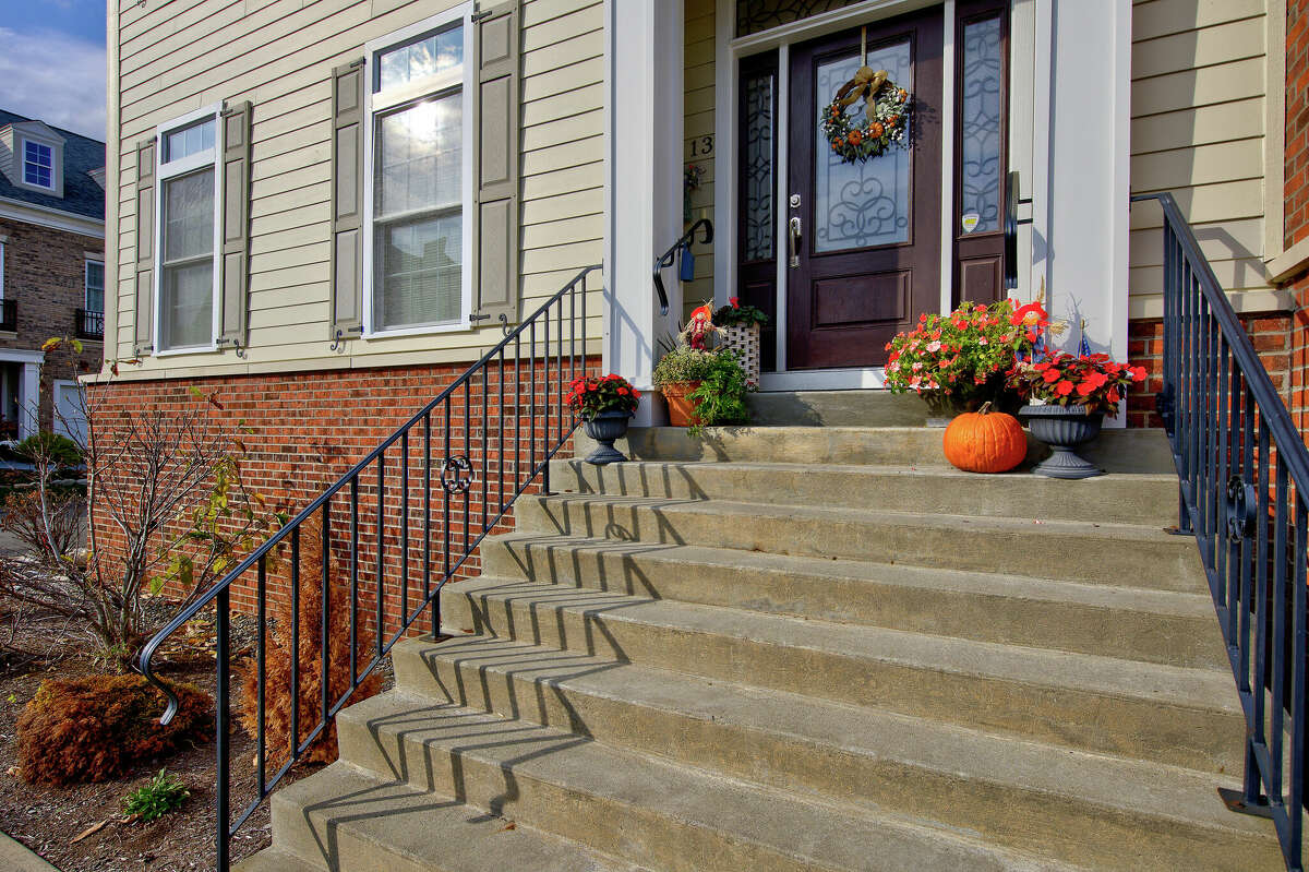 Latham town house with three bedrooms listed for less than $600,000