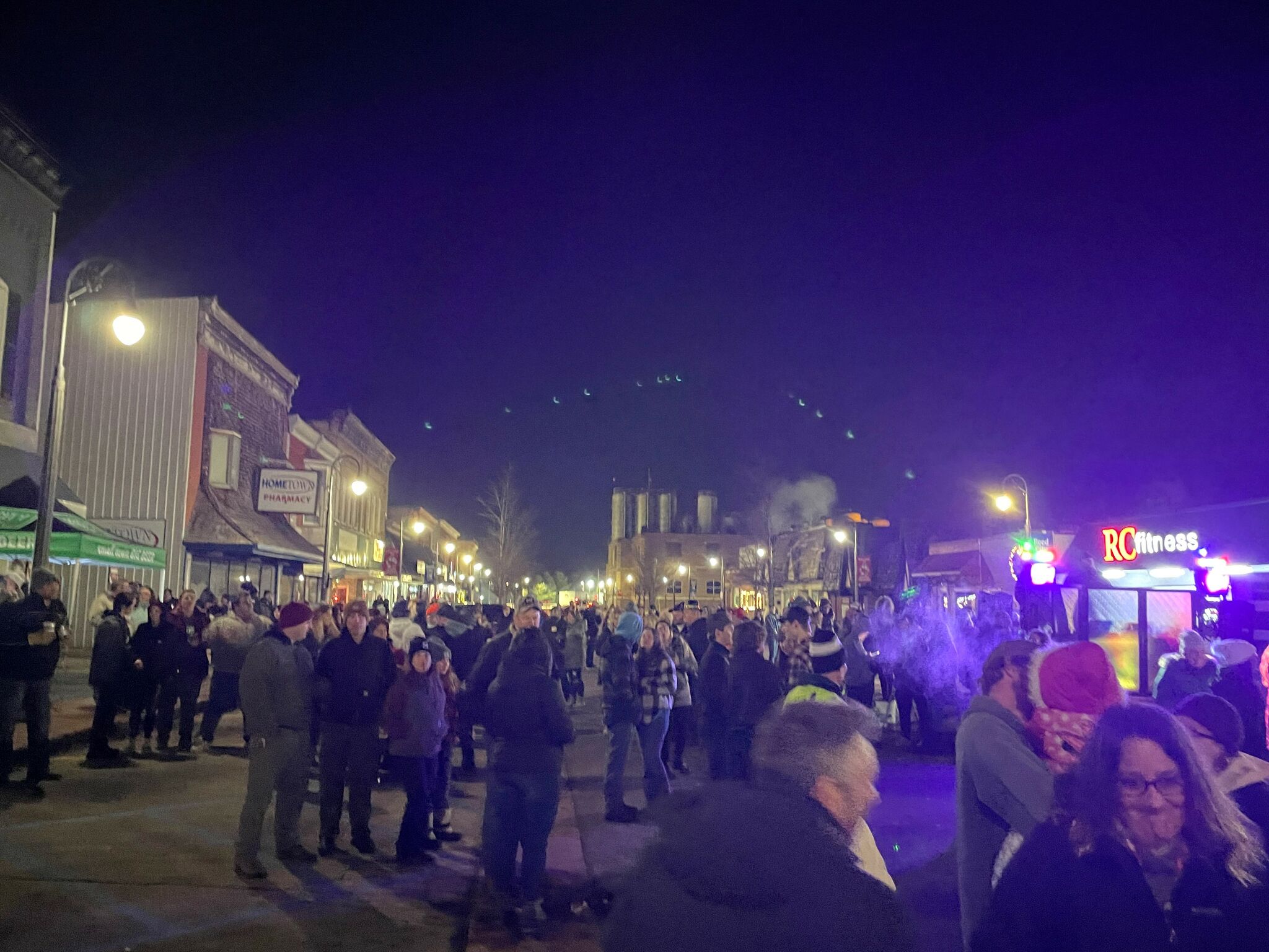 Michigan community holds first ever New Years Eve ball drop