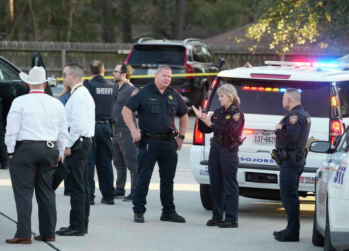 Harris County woman, daughter dead in suspected murder-suicide