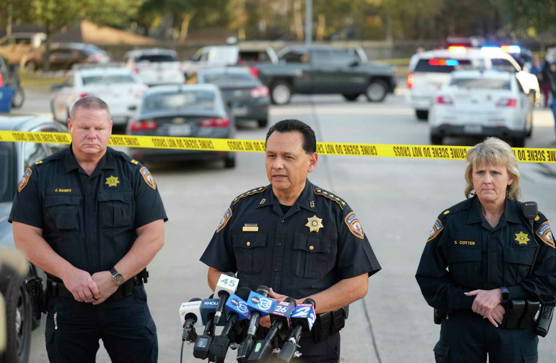Harris County woman, daughter dead in suspected murder-suicide