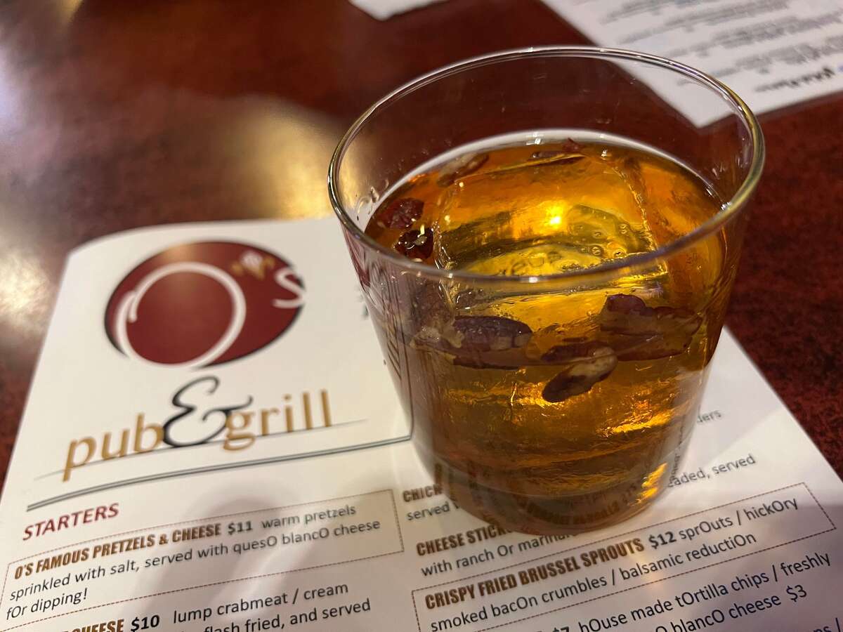 Dining Out With The Daily News: O-verwhelmed by O's Pub & Grill's ...