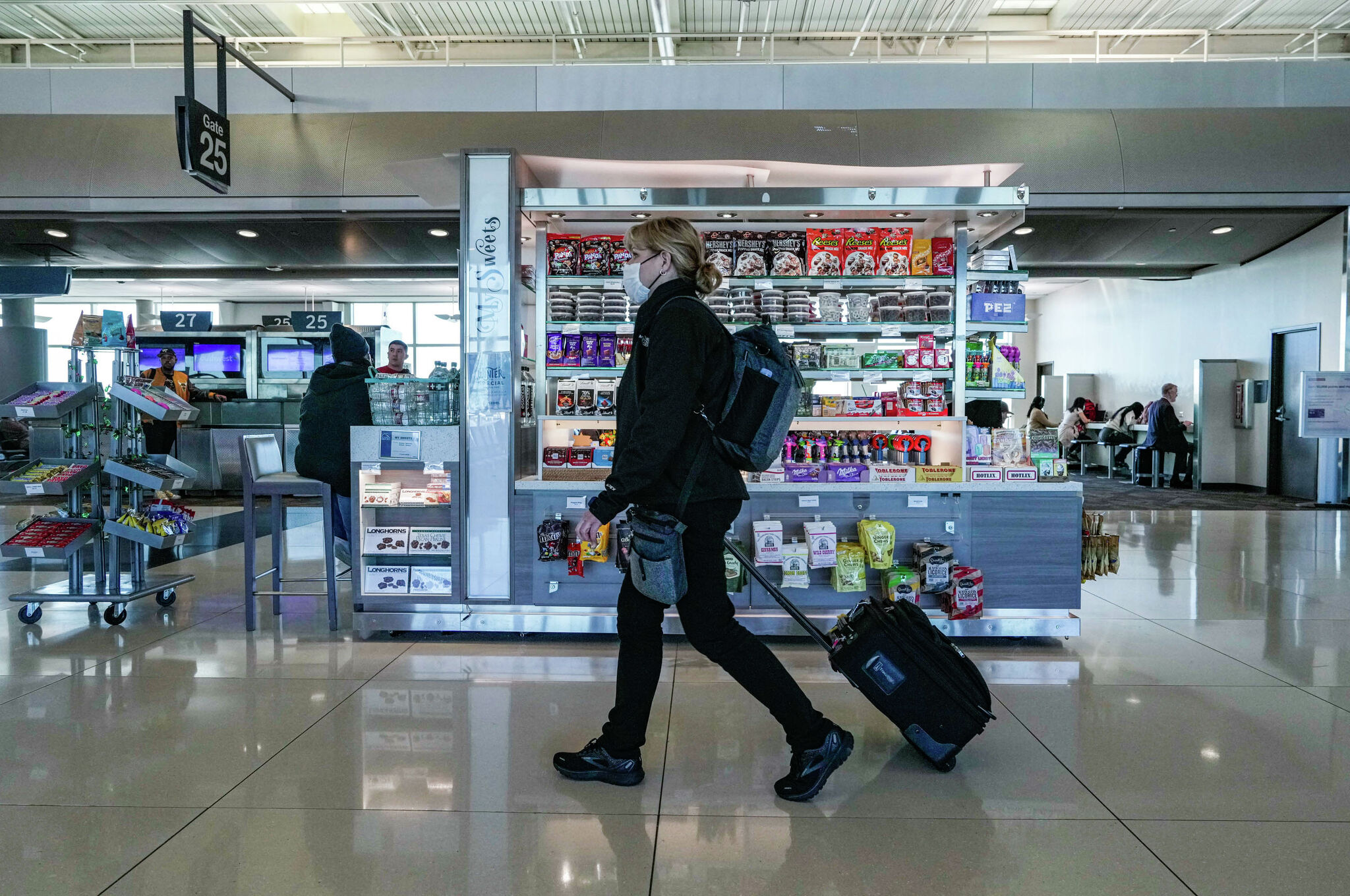 New Hobby Airport restaurants include Common Bond, Velvet Taco