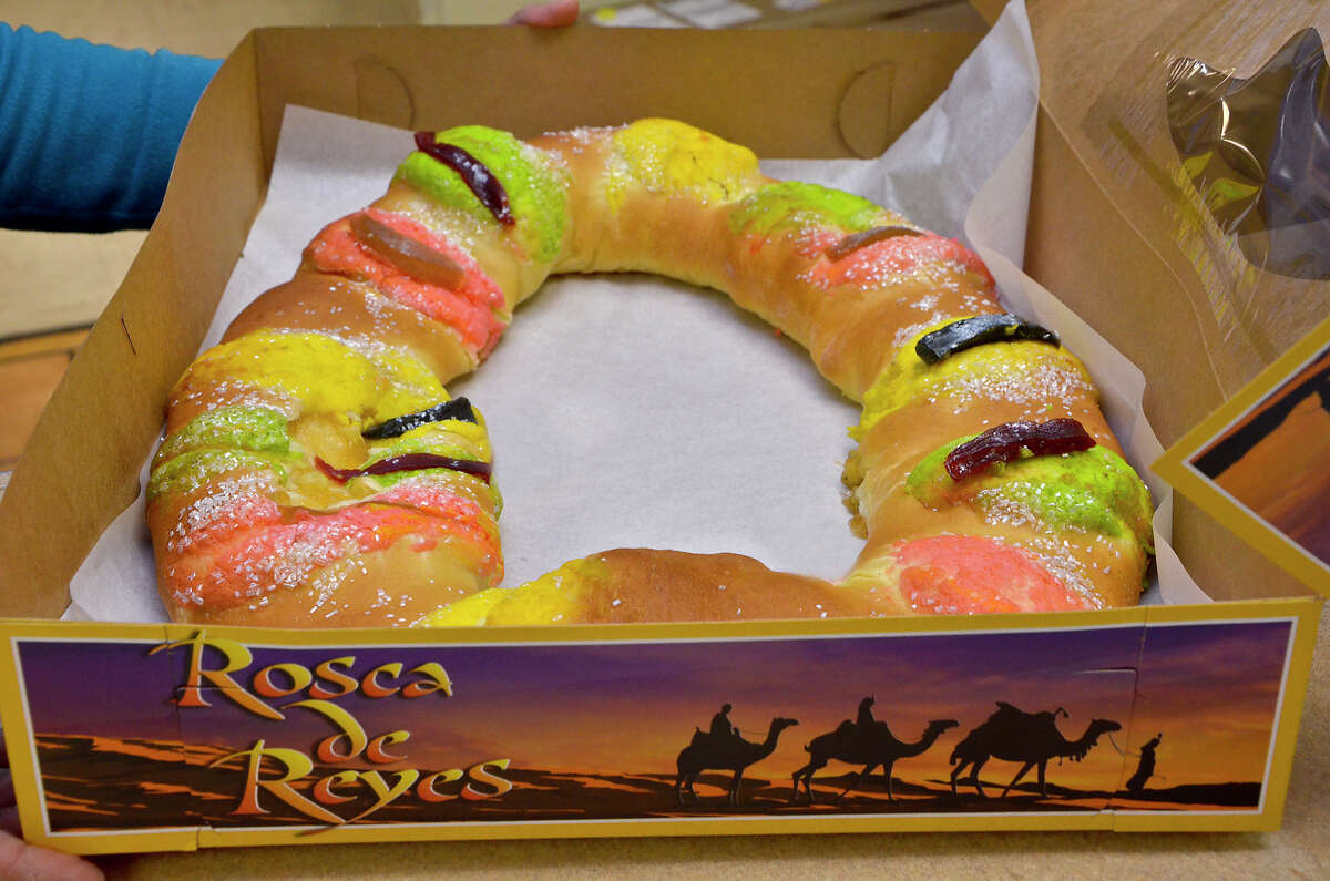 Three Kings Day Cake