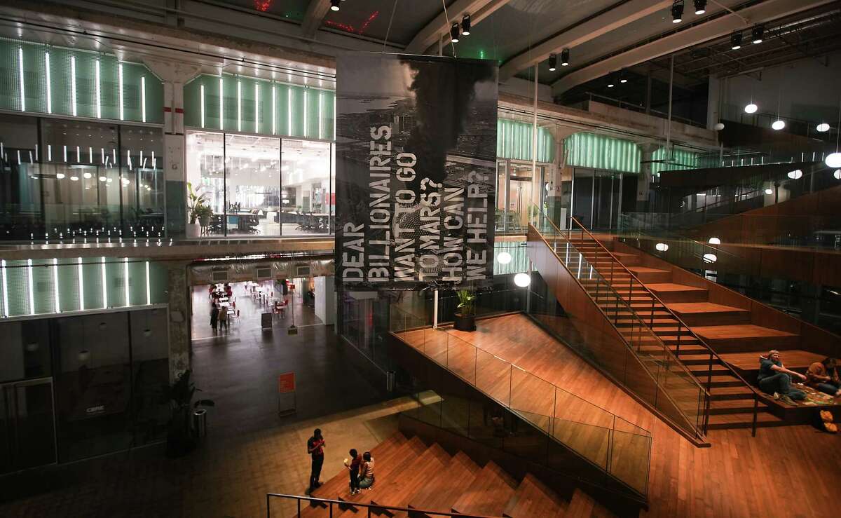 Redfin, Arcus, Xecta move to turn-key offices in POST Houston downtown