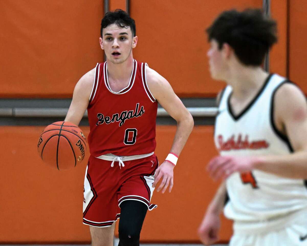 Tamarac posts solid boys' basketball victory at Bethlehem