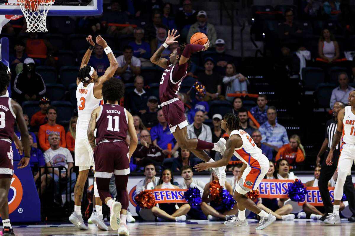 Texas A&M basketball: Aggies get rare technical for jersey error