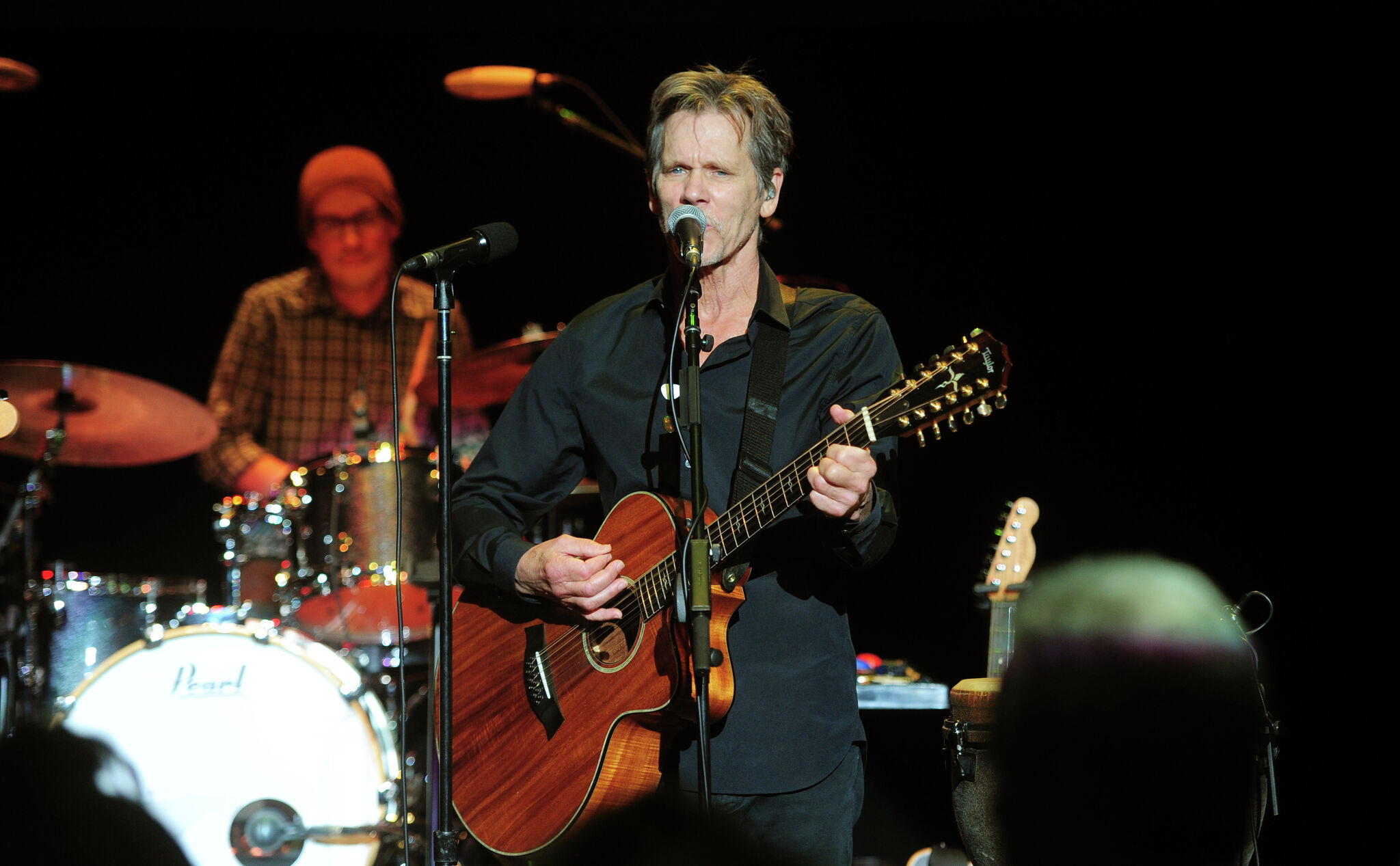 Gov. Ned Lamont's inaugural ball highlighted by Kevin Bacon, dancing