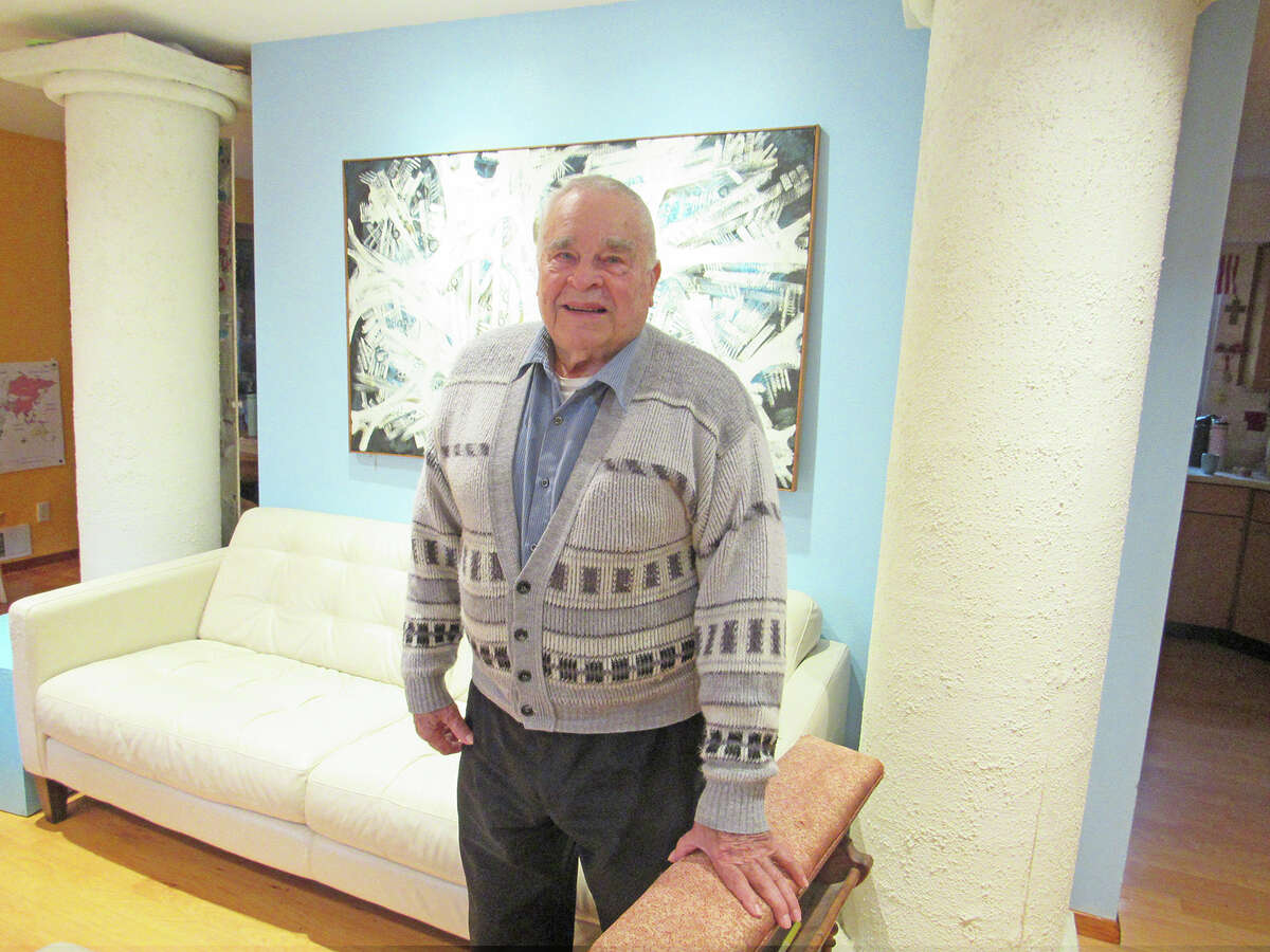 Edwardsville’s Marion Strohman is still playing music at 92