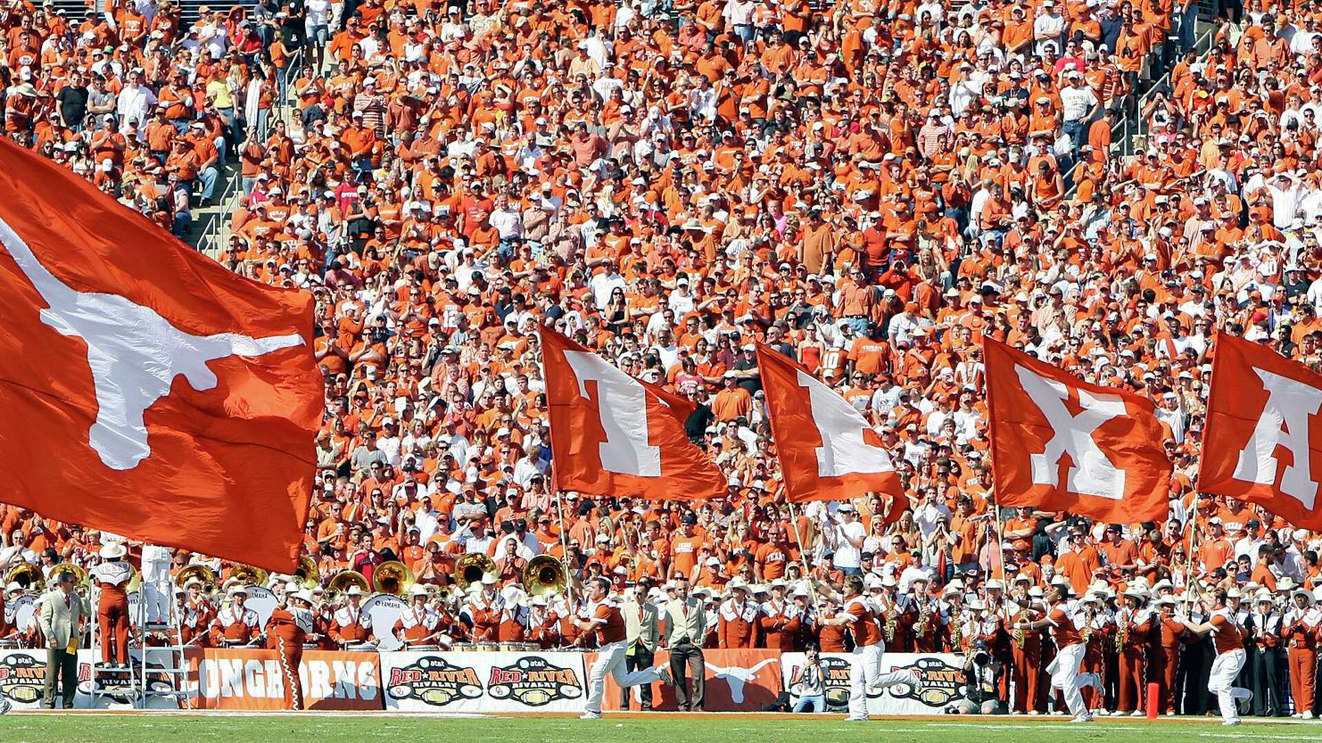Redesign of Texas Longhorns logo sparks online debate
