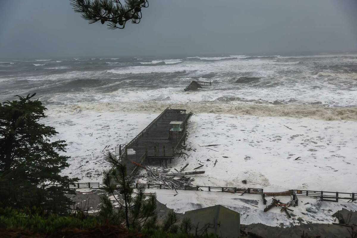 California storm: 'Widespread significant flooding' possible by Tuesday