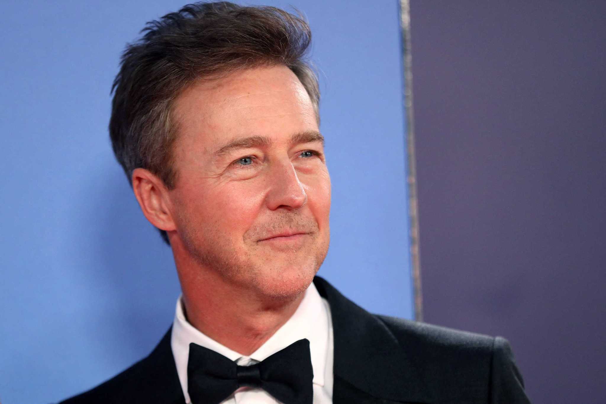 Edward Norton discovers real-life Pocahontas is his 12th great-grandmother Edward Norton discovers real-life Pocahontas is his 12th great-grandmother