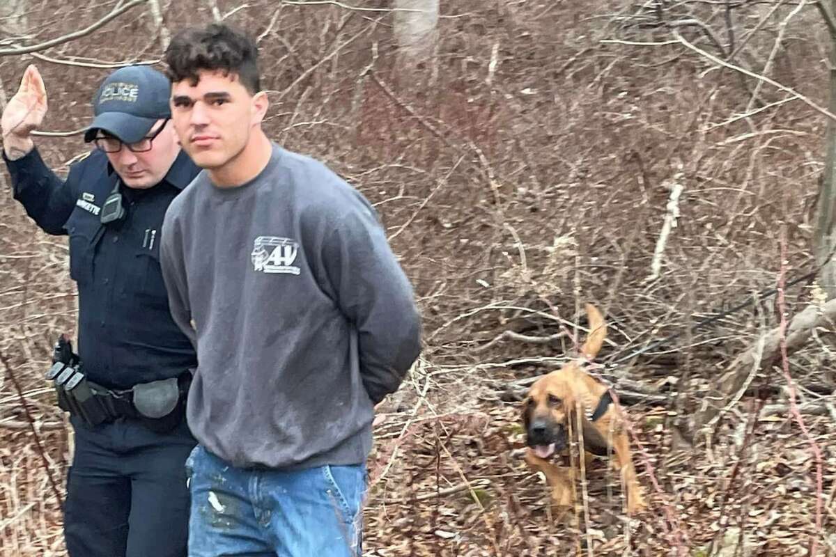 Warrant: Southbury arson suspect posted images, bragged about setting fire