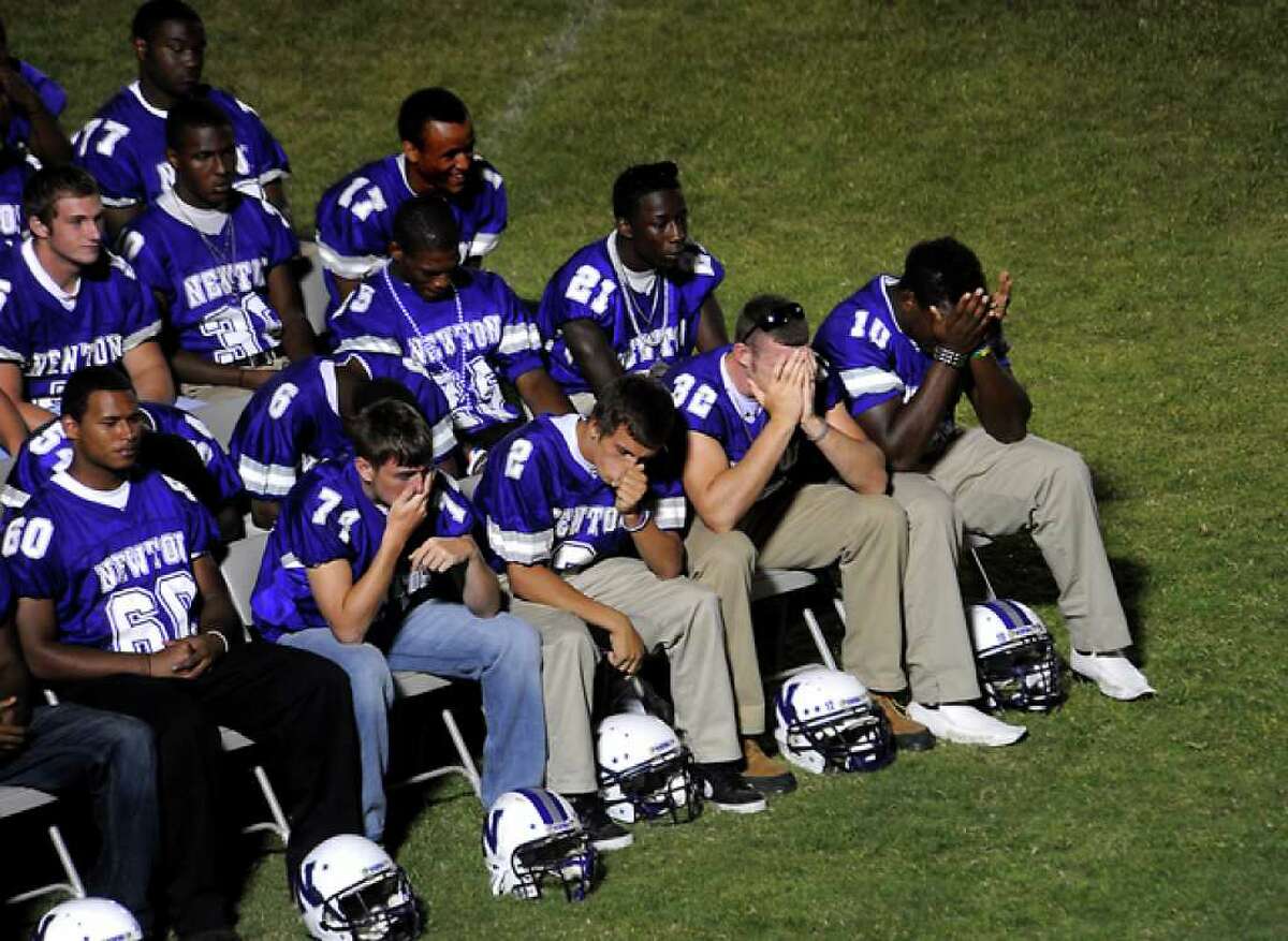 Community honors fallen coach