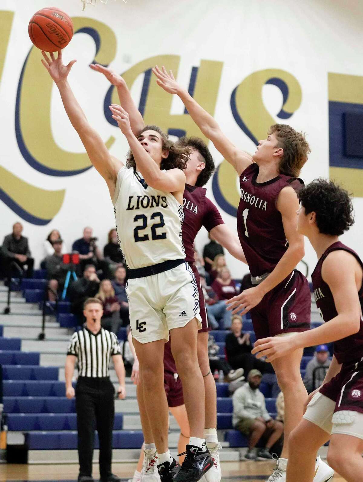 Lake Creek pulls away in second half to defeat Magnolia