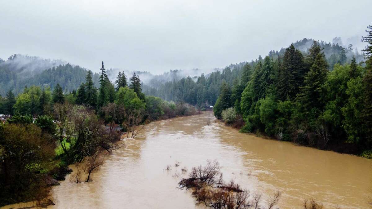 Flooding at Russian River now expected to begin early Monday, and ...