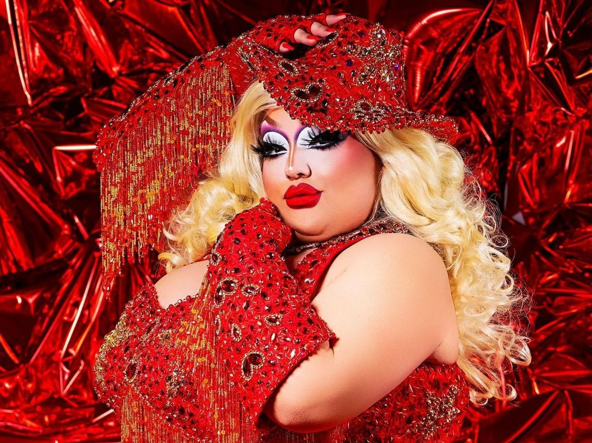 'Drag Race All Stars' welcomes Irene the Alien and Mistress Isabelle