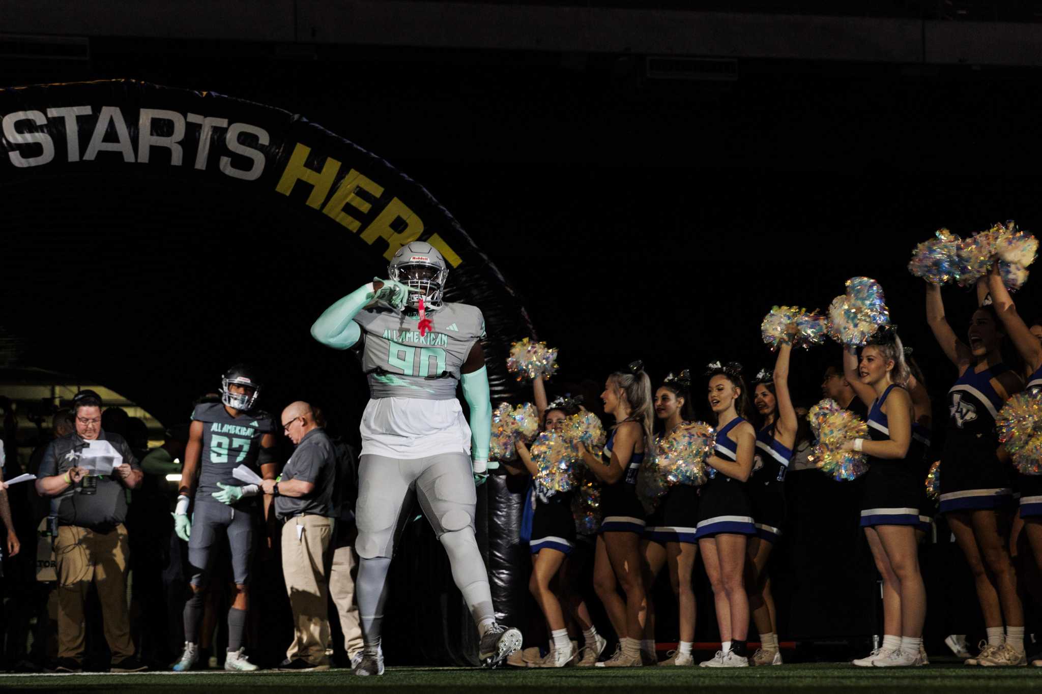 Johnny Bowens, Colton Thomasson soak up last high school football game