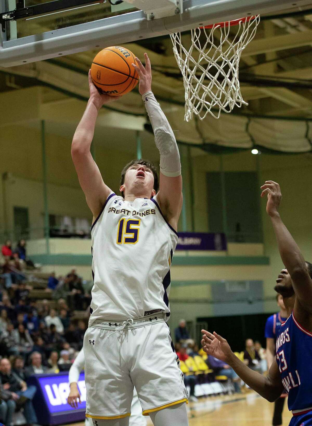 UAlbany men's basketball shoots 65 percent from 3 to beat UMass Lowell