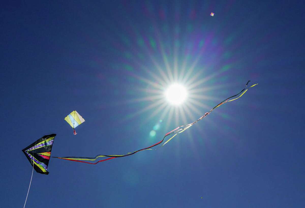 Kite festivals mark Hindu celebration of the sun, Makar Sankranti