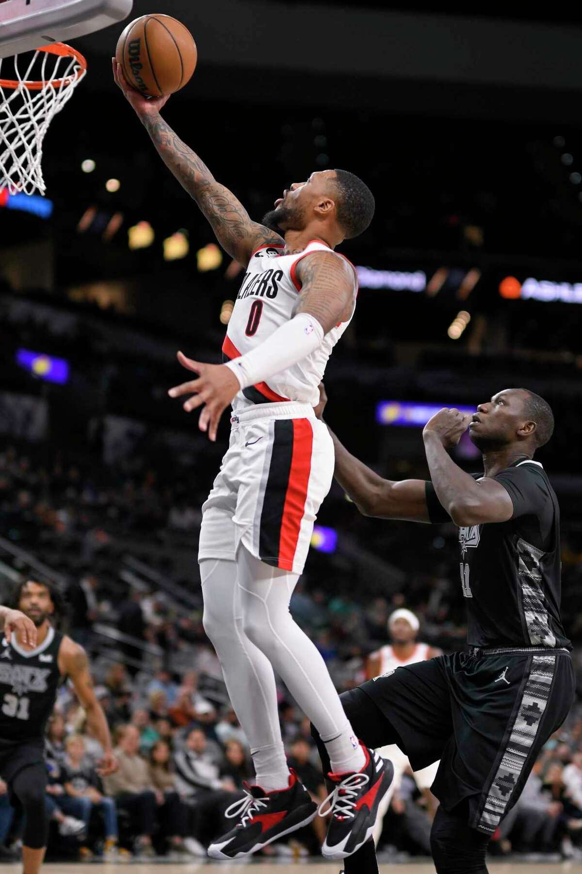 Spurs’ Gorgui Dieng taking life 10 days at a time