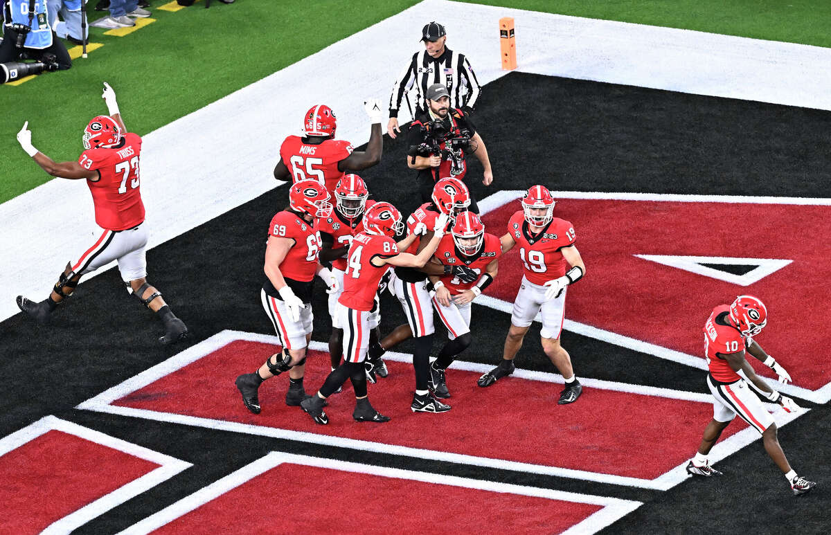 CFP championship: Georgia beats TCU in record-breaking blowout