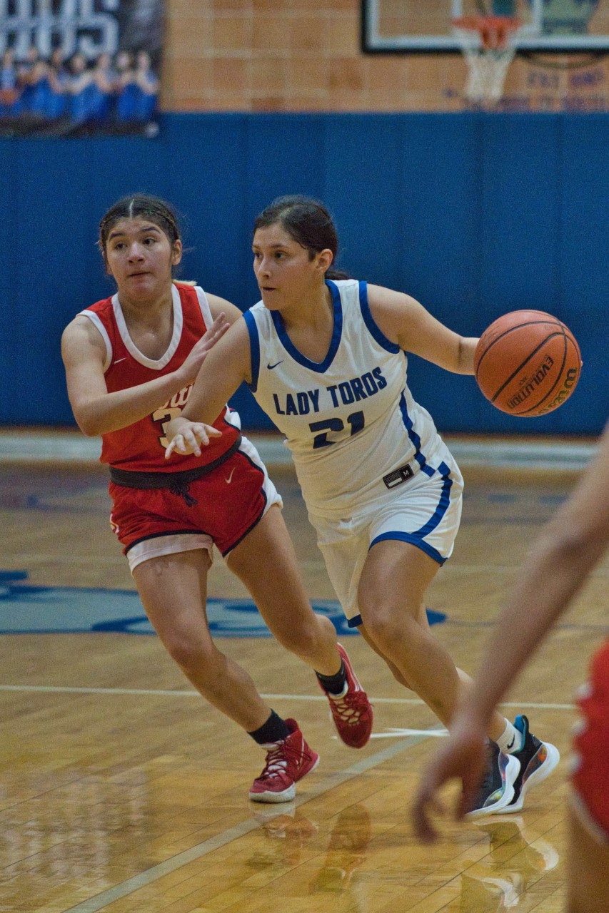 Lady Mustangs to host Lady Toros