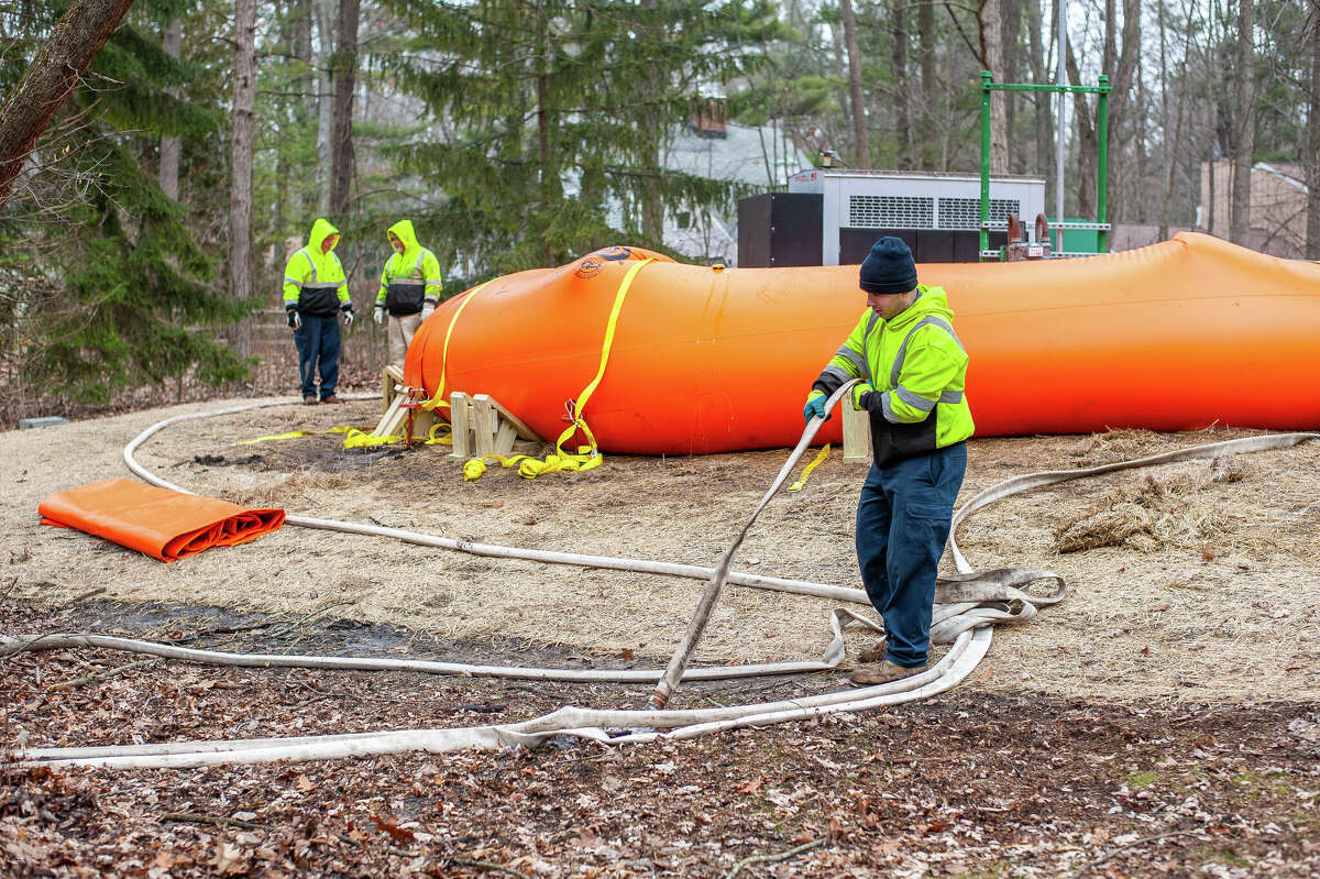 City of Midland purchases "Tiger Dam" for flood protection