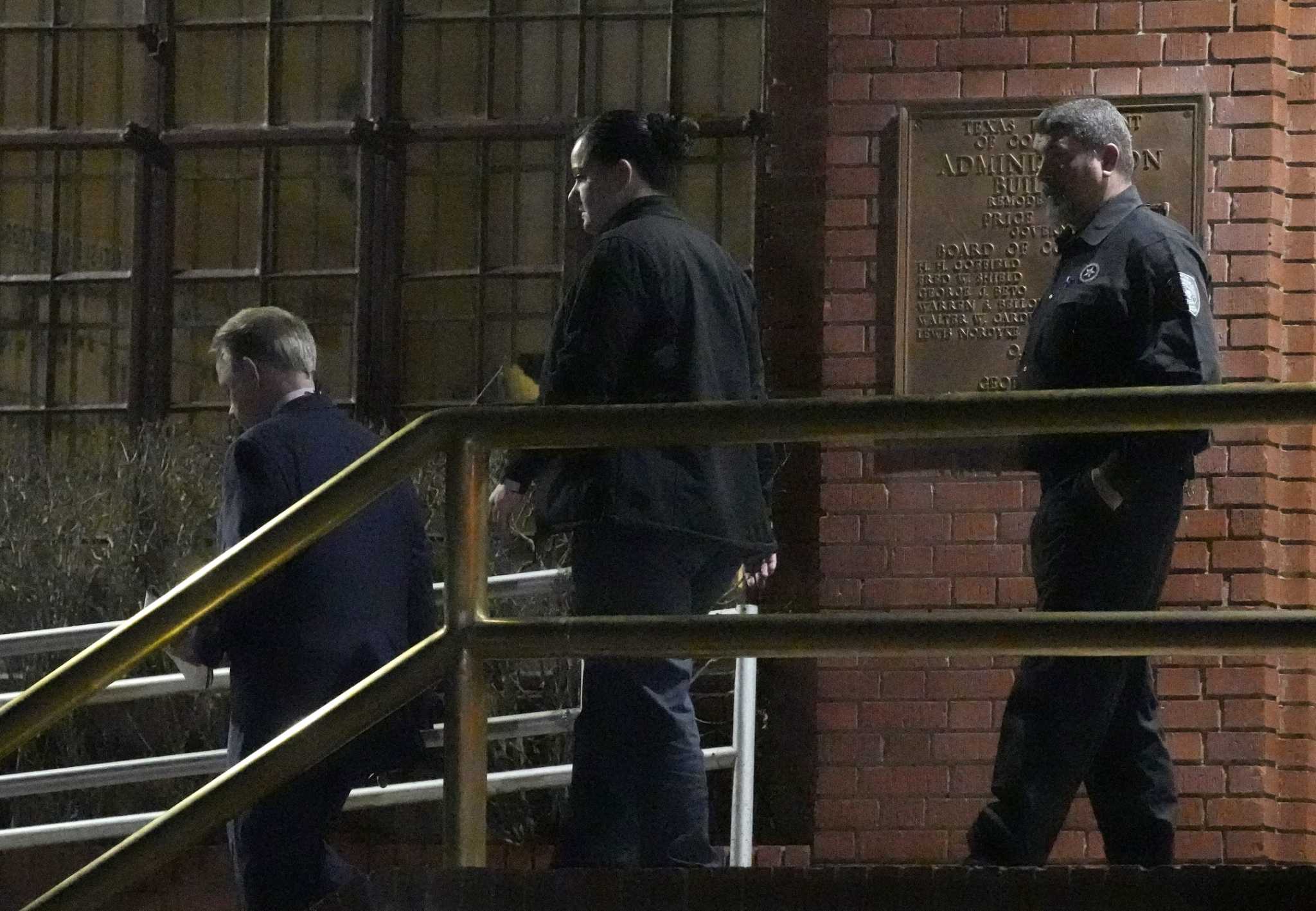 Robert Fratta executed following last-minute legal wrangling in Texas