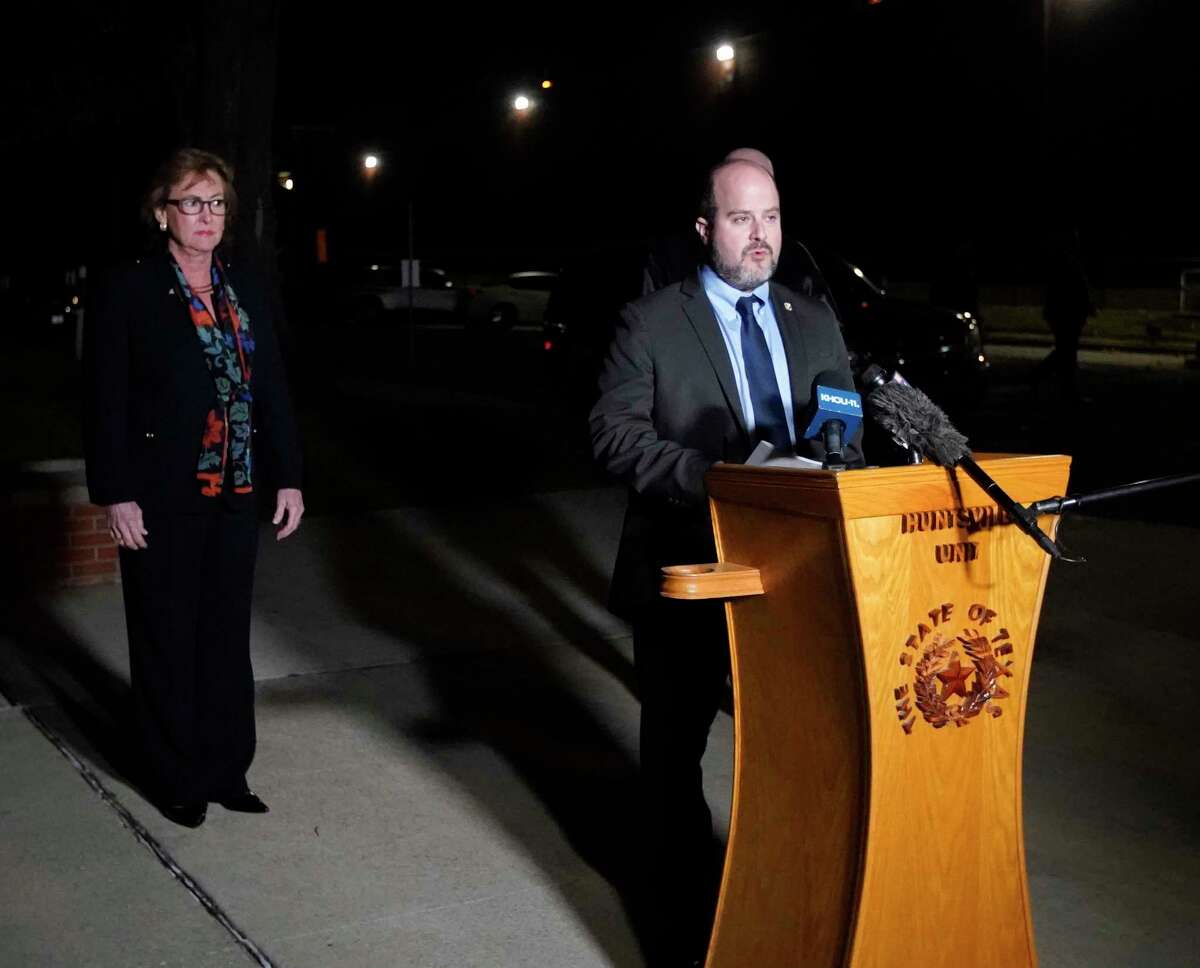 Robert Fratta executed following last-minute legal wrangling in Texas