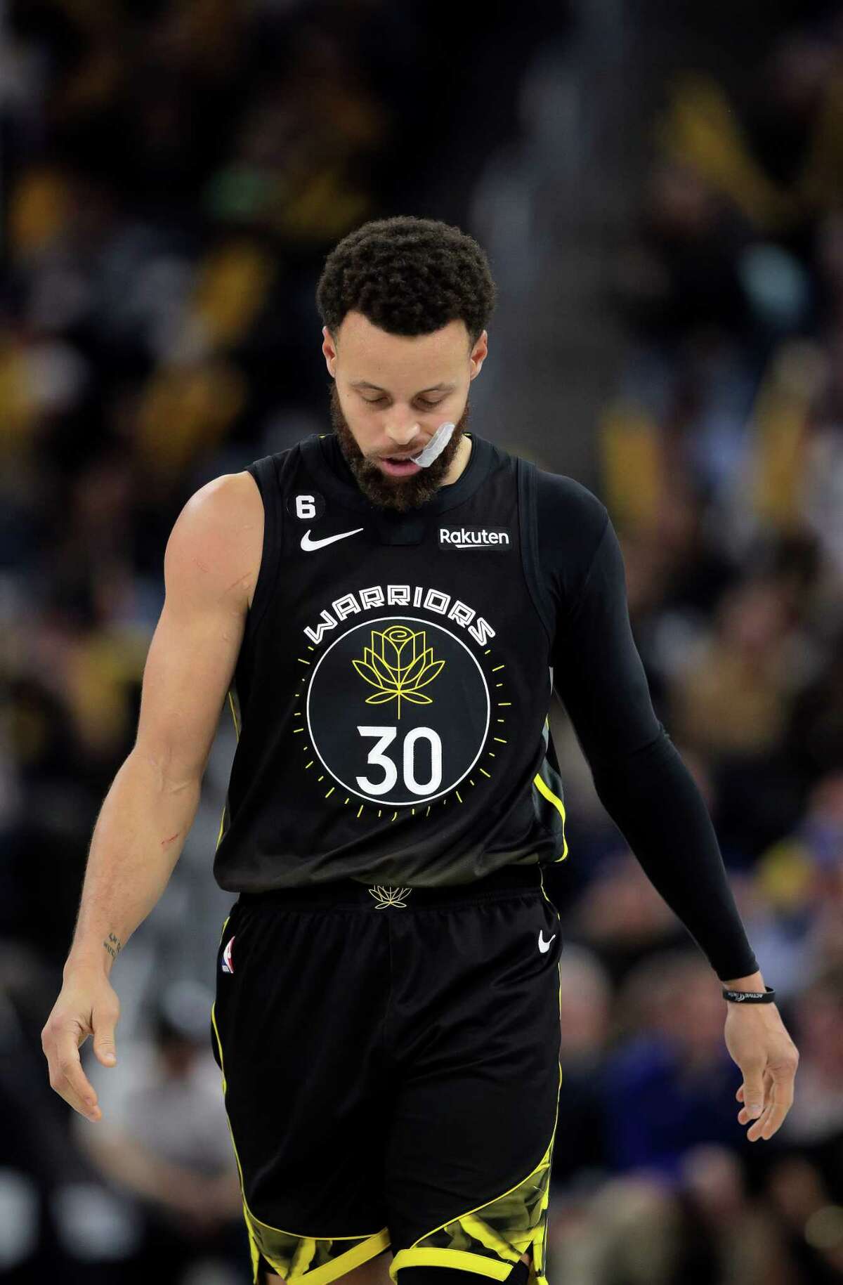 Warriors drubbed by Suns 125-113 in Steph Curry’s return to action