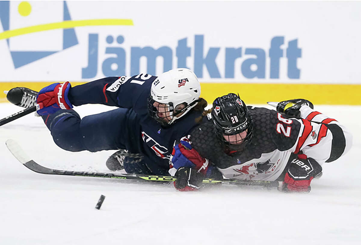 Dunne scores again, but US falls to Canada at U18 Worlds
