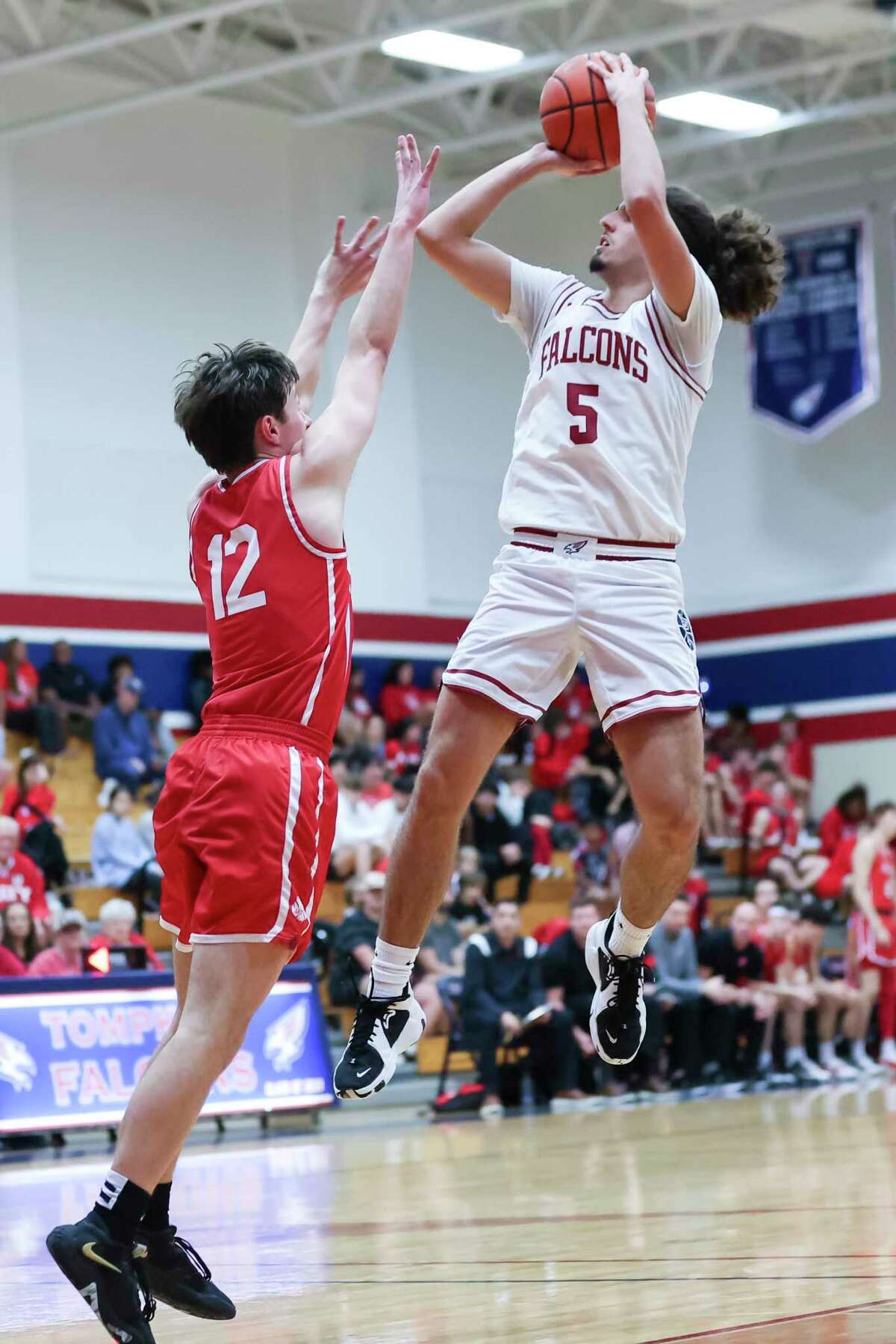 Tompkins boys rout Katy, stay in thick of District 19-6A race