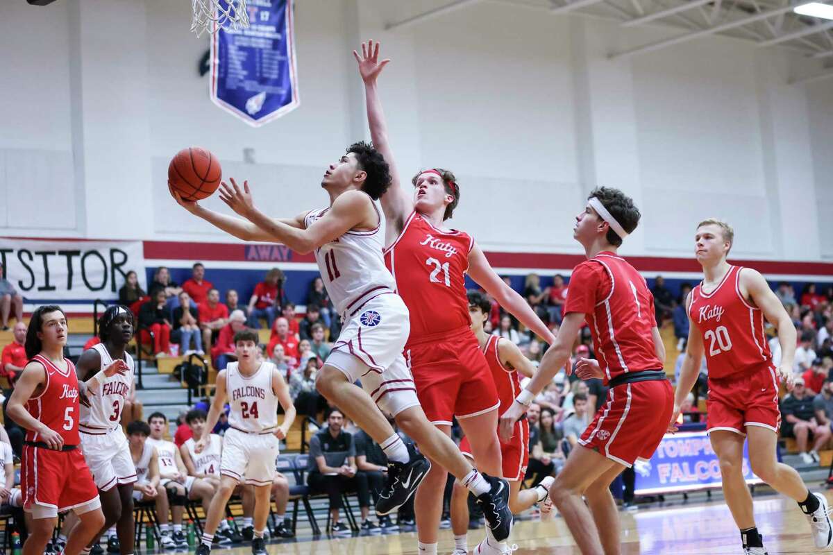 Tompkins boys rout Katy, stay in thick of District 19-6A race