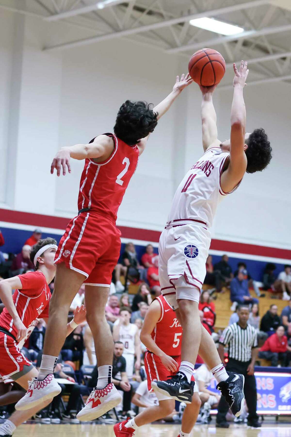 Tompkins boys rout Katy, stay in thick of District 19-6A race