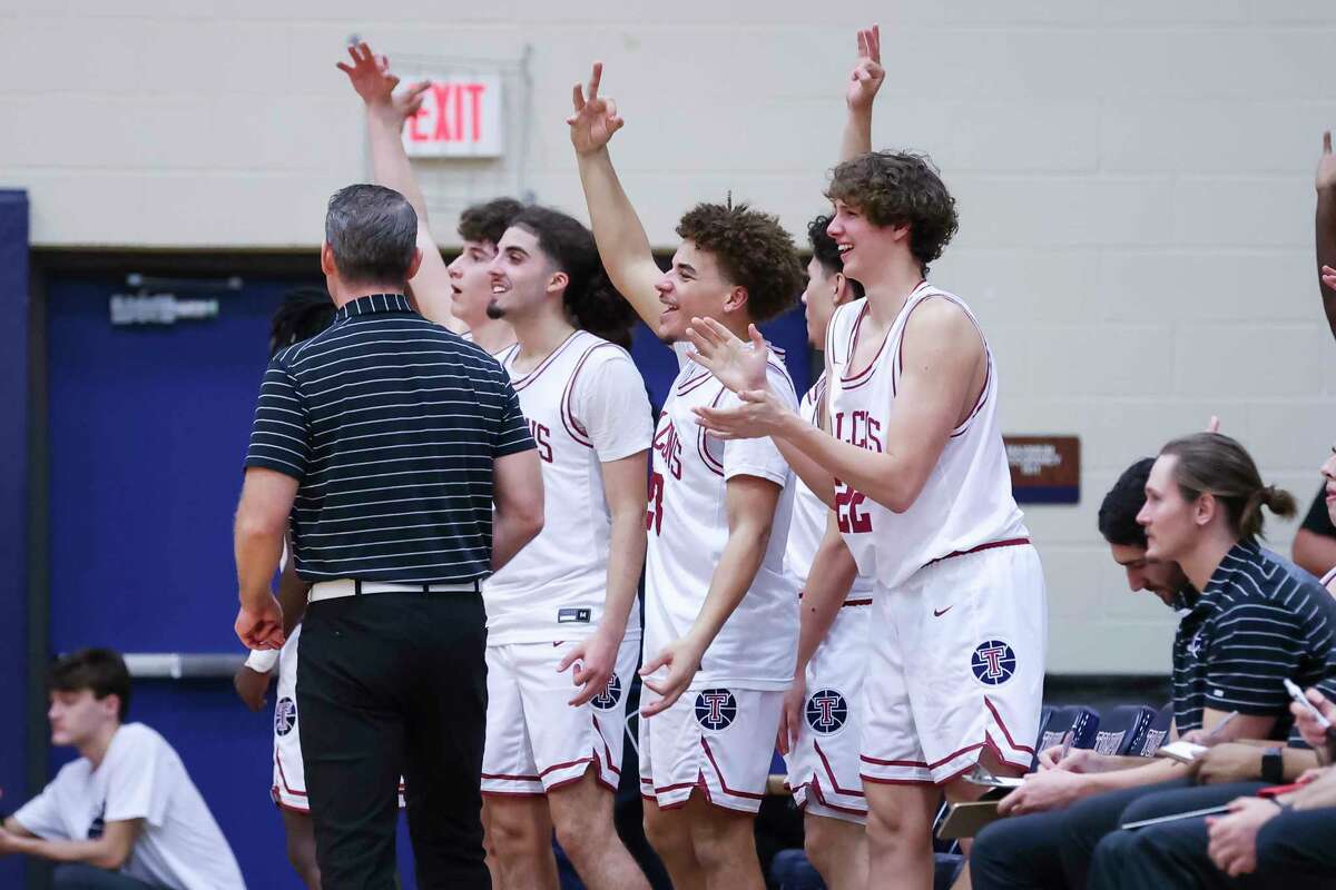 Tompkins boys rout Katy, stay in thick of District 19-6A race