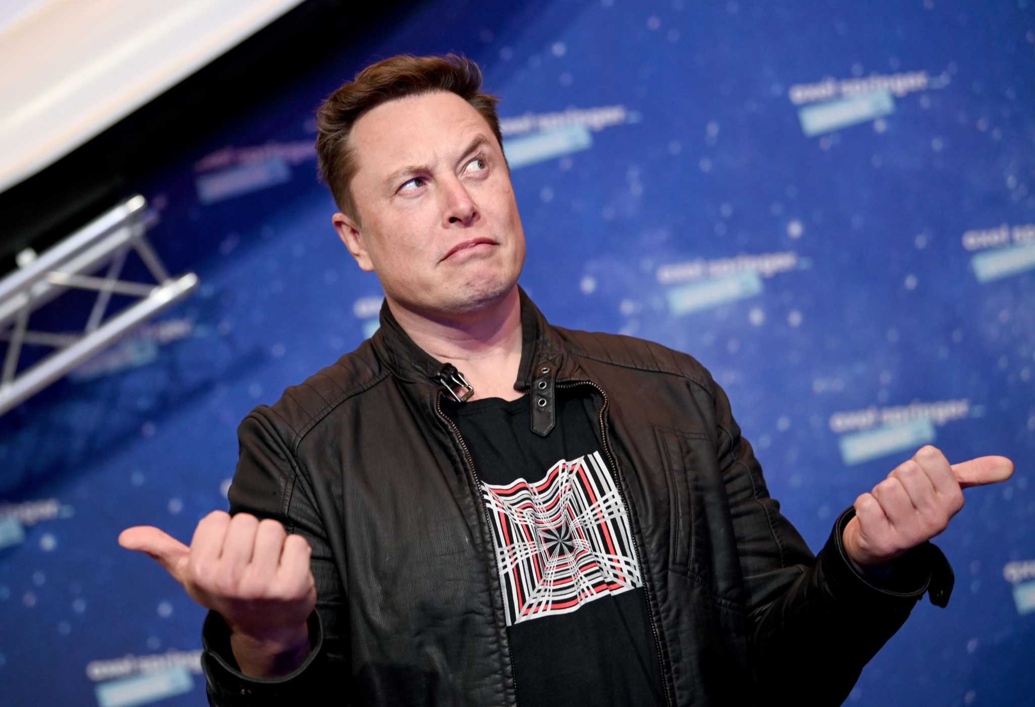 Editorial: Stop shooting your feet, Elon