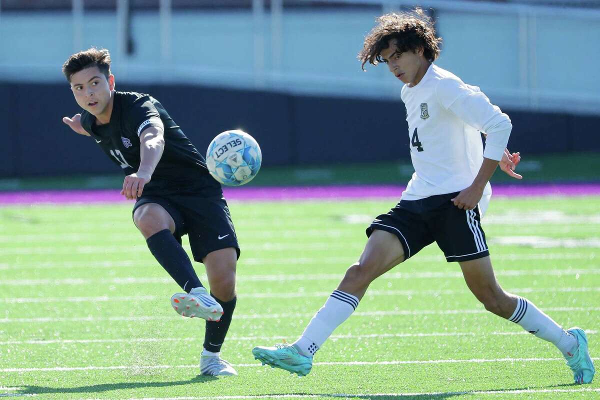 Boys soccer: Humble wins debut at Charles Street Stadium