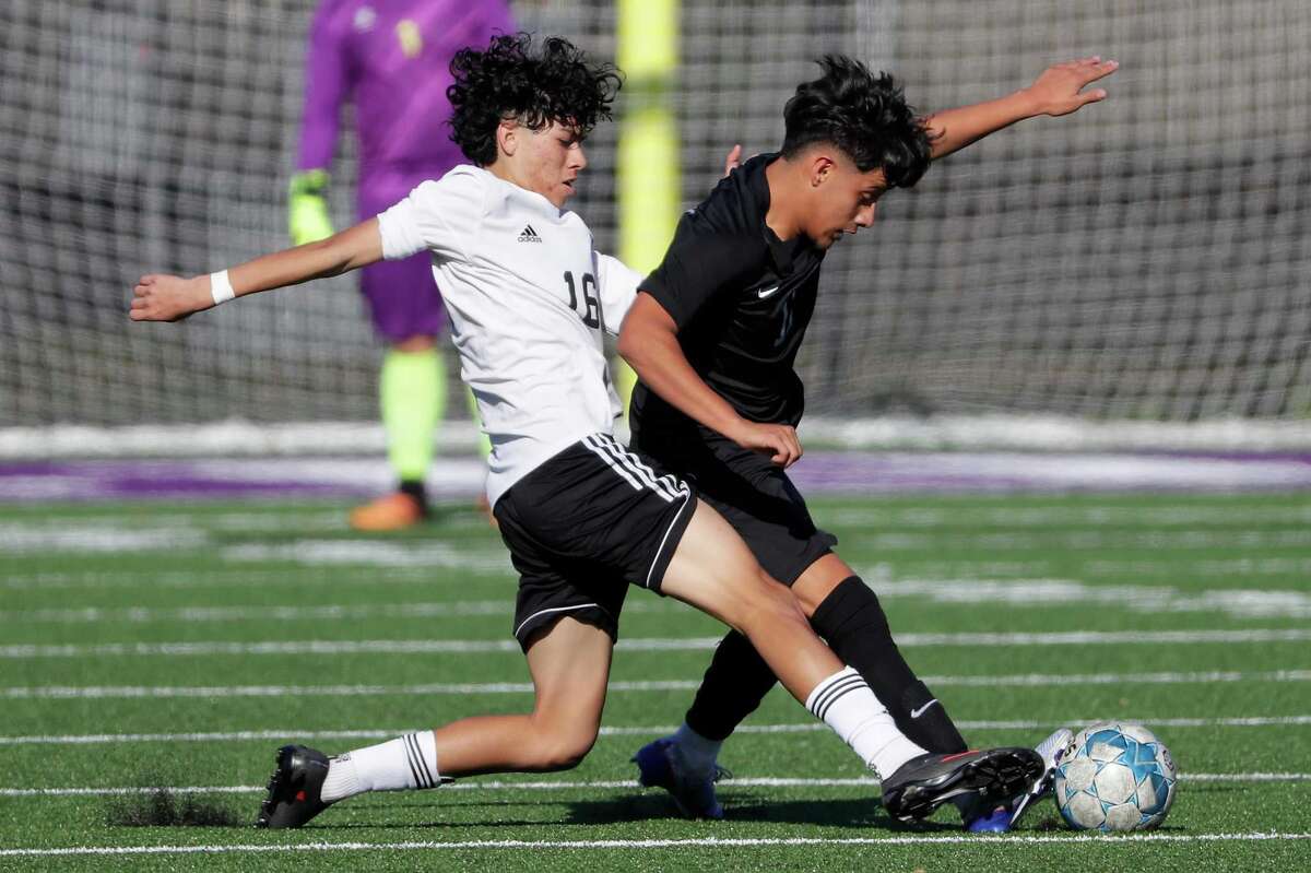 Boys soccer: Humble wins debut at Charles Street Stadium