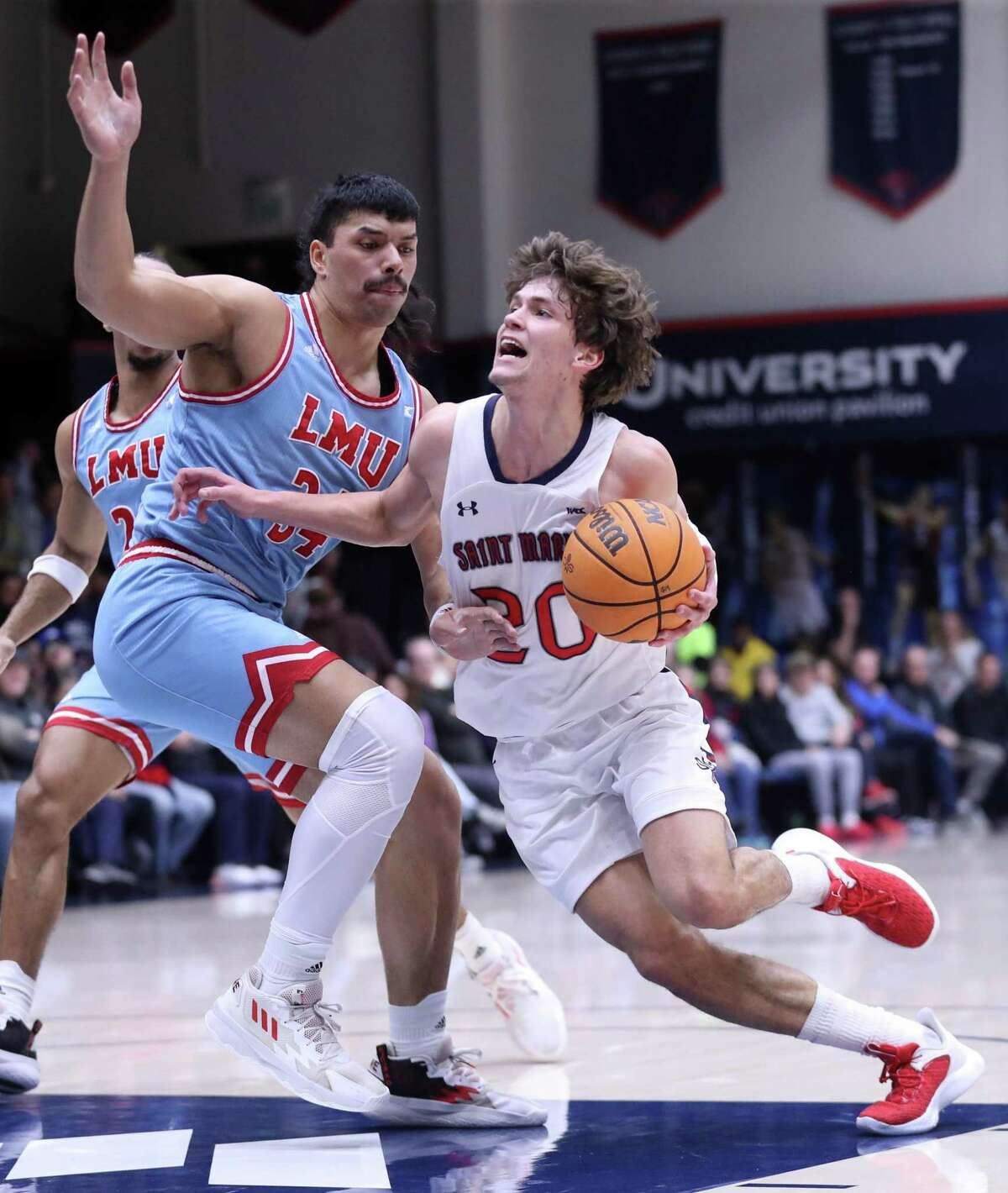 Aidan Mahaney, Logan Johnson lead St. Mary’s to another win over LMU
