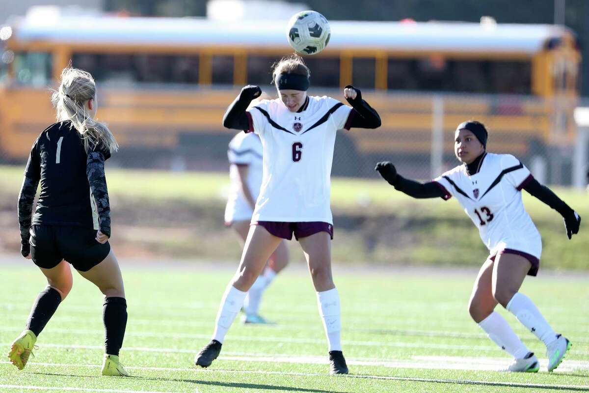 Magnolia West's offense picks up in win over Conroe at Kat Cup